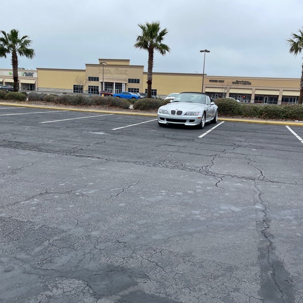 Edgewater Mall - Shopping Mall in West Biloxi