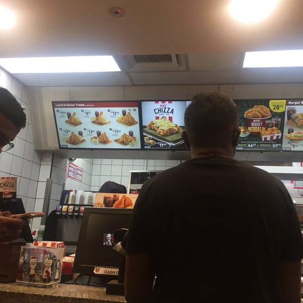 KFC Parit Raja - 17 tips