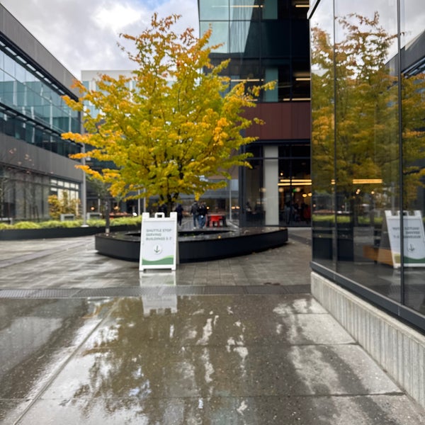 Microsoft Building 6 - Office Building in Redmond