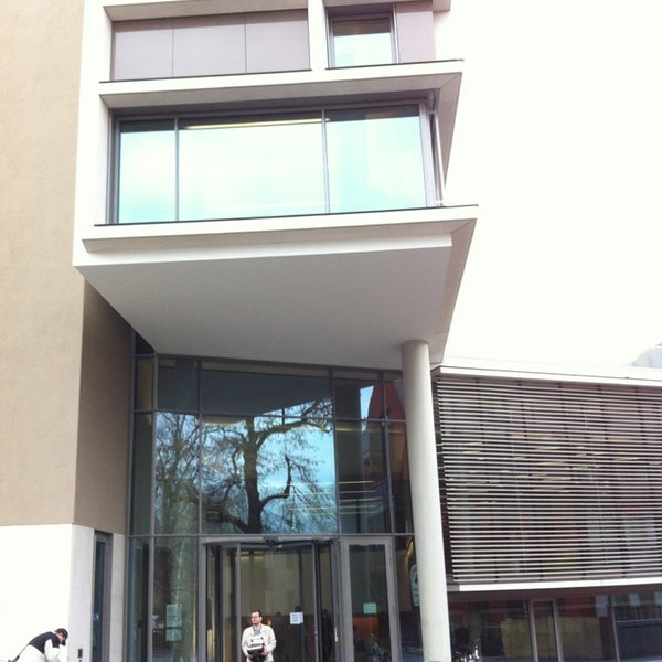 Stadtbibliothek - Library in Nürnberg