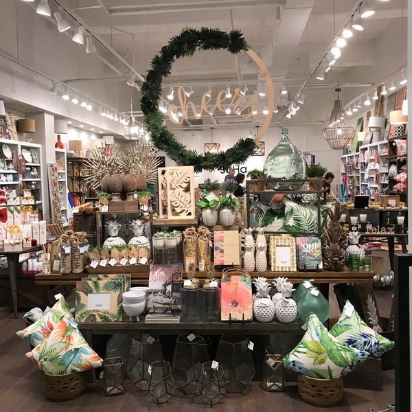 SoHa Living - Waialae - Kahala - 4211 Waialae Ave