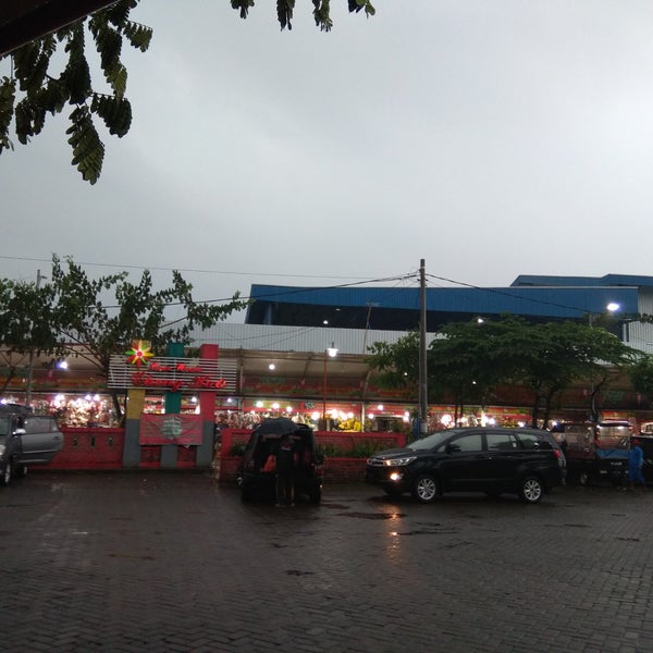 Pasar Buah Pandaan - 1 tip from 195 visitors