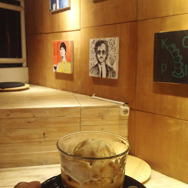 Filosofi Kopi Bintaro - Coffee Shop in Pesanggrahan