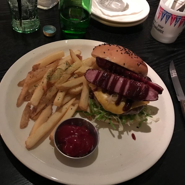 FIN Kitchen - 신사동 - 강남구 압구정로10길 40, B1