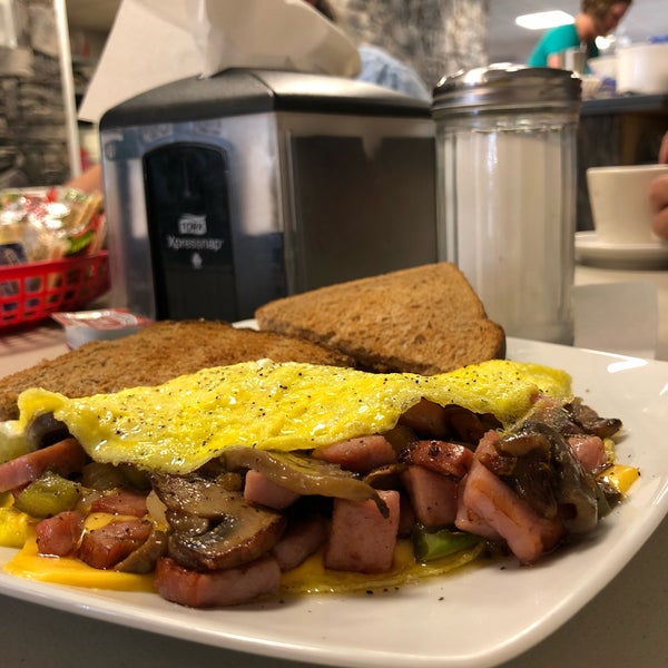 Cornerstone Restaurant - Comfort Food Restaurant