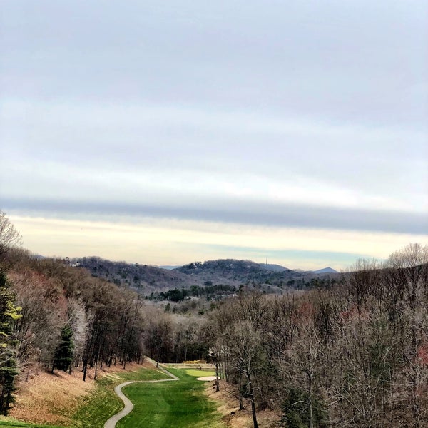 Hunting Hills Country Club - 1 tip from 152 visitors