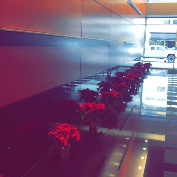 Photos at Fox Tower Offices - Buildings in Portland