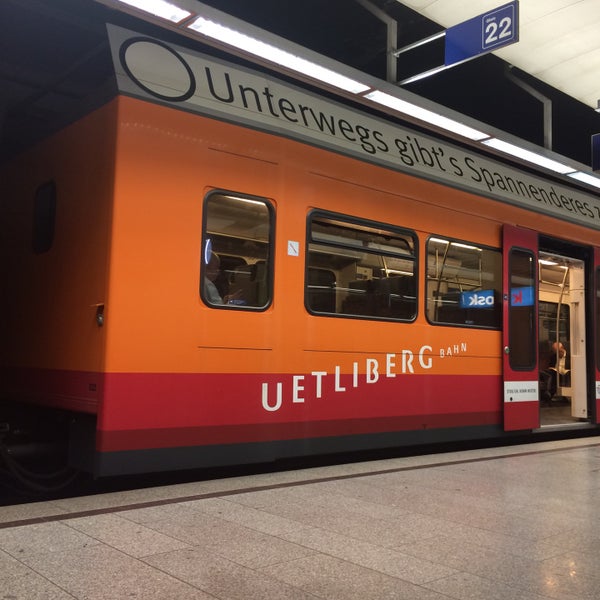 ZVV S-Bahn S10 (SZU) - Train in City