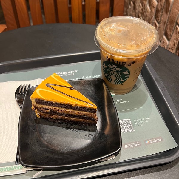 Starbucks - 8B, Jalan Setia Tropika 1/21, Kempas