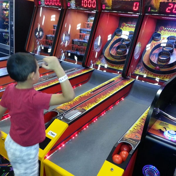 Starlite Family Fun Center - Arts and Entertainment