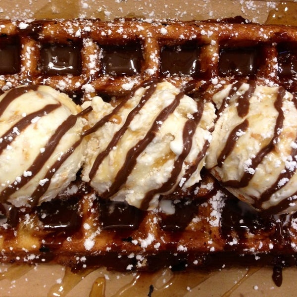 Cousteau's Waffles & Milkshake Bar - 15 Hypolita St