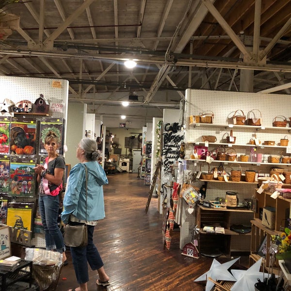 Street of Shops - 18 tips from 330 visitors