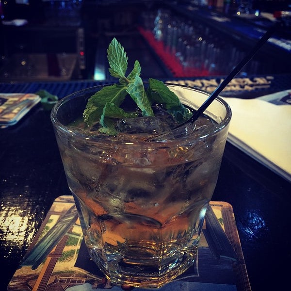 Bradley's Bar & Grill - Bar in Marietta
