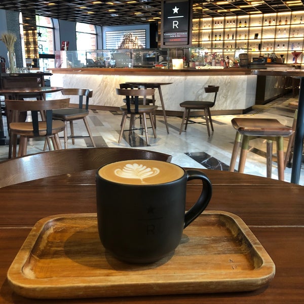 Starbucks Reserve 星巴克甄选 - 95 visitors