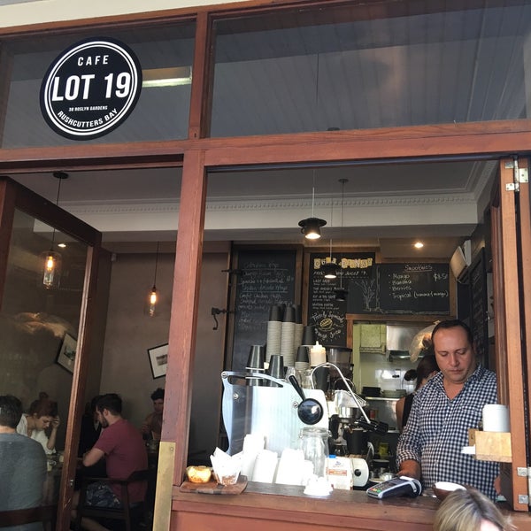 Lot19 Cafe - 2 tips from 58 visitors