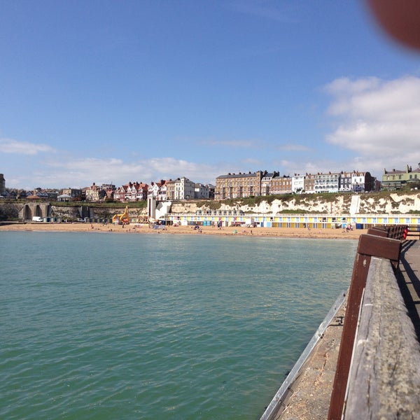 Broadstairs Harbour - Harbor or Marina