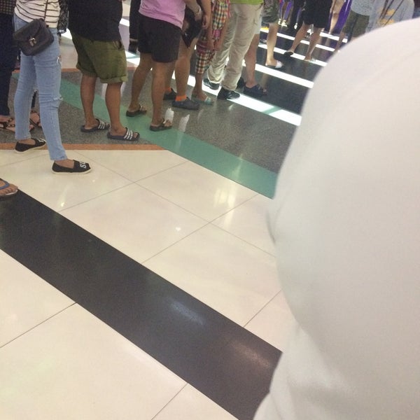 Coliseum Paradise Cineplex Phuket - เมืองภูเก็ต, ภูเก็ต