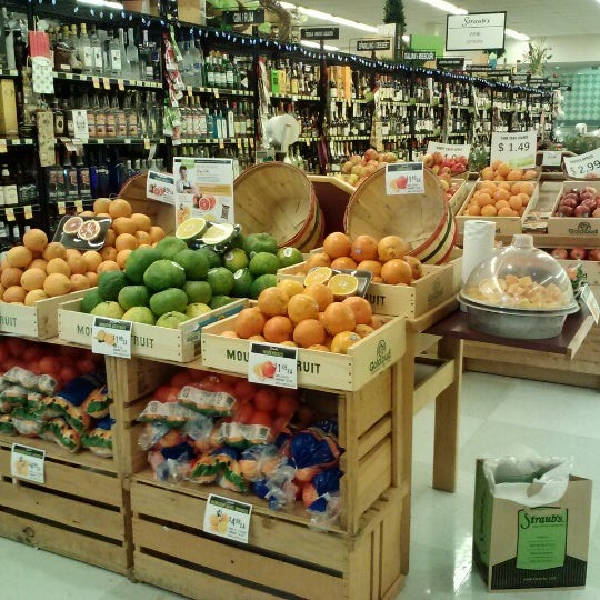 Straub's in Town and Country - 13414 Clayton Rd