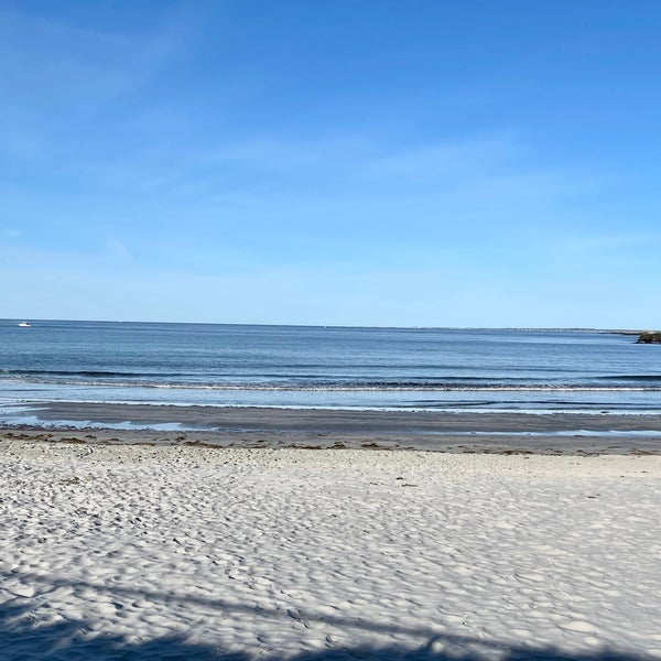 Bailey's Beach - Surf Spot