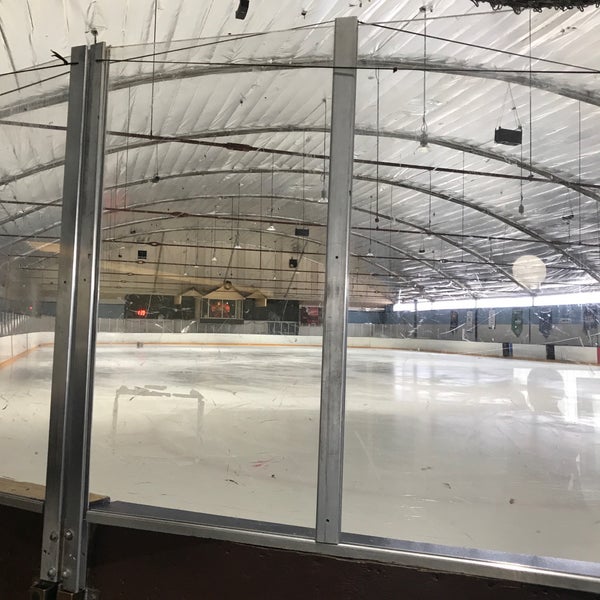 Photos at Paramount Iceland - Skating Rink in Paramount