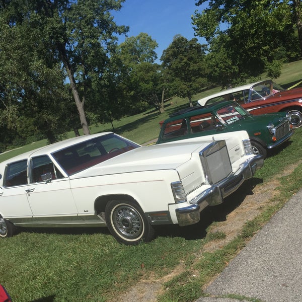 Hines Drive Park - 3 tips from 350 visitors