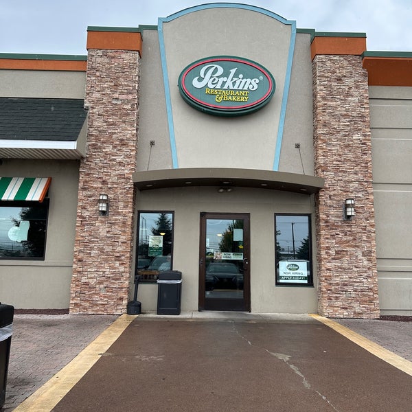 Perkins' Restaurant & Bakery - Mount Pocono, PA