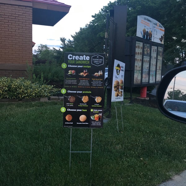 McDonald's - Fast Food Restaurant in Albany