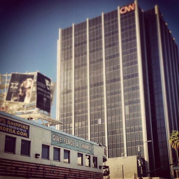 Sunset Blvd & Cahuenga Blvd - Intersection in Los Angeles