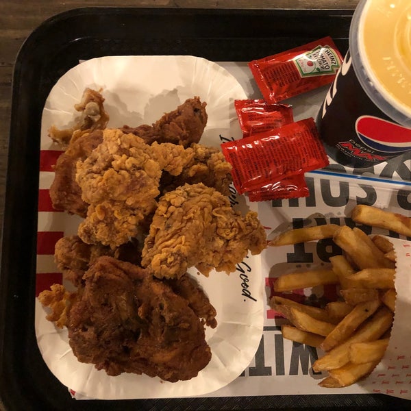 KFC - Tower Hill, Greater London