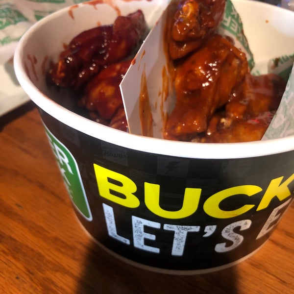 Quaker Steak & Lube® - Wings Joint in Sharon