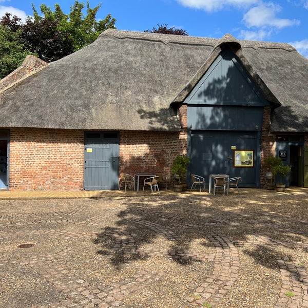 Peckover House and Gardens - Historic and Protected Site