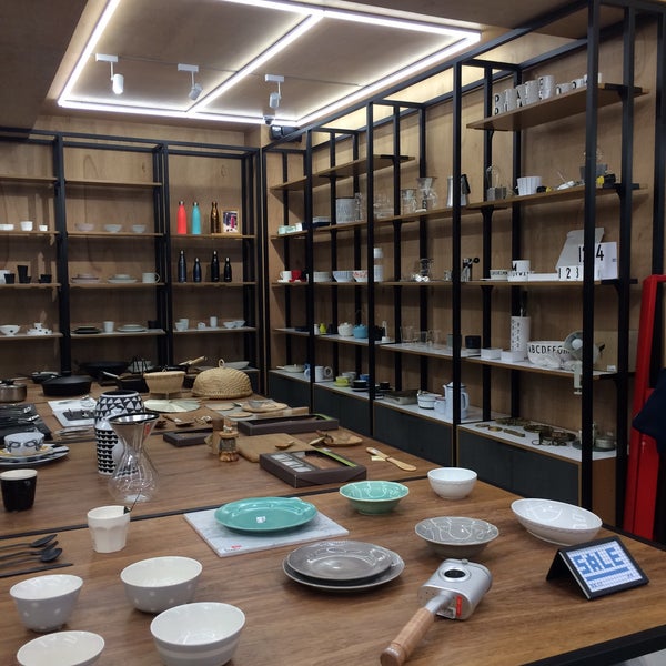 PLATFORM PLACE - Boutique in Seoul