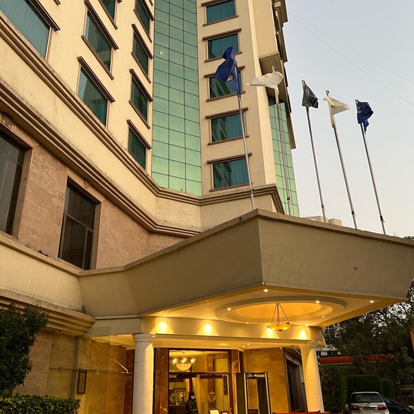 Fortune Landmark, Ahmedabad - Arcade