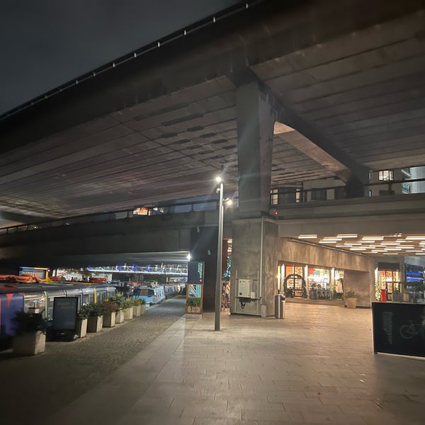 Grand Union Canal | Paddington Arm - Canal in London