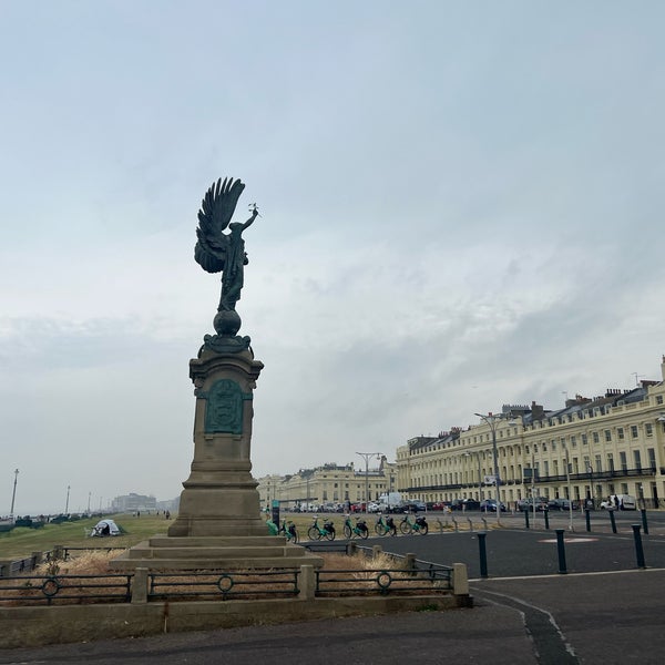 Peace Statue - Brunswick and Adelaide - Brighton, East Sussex