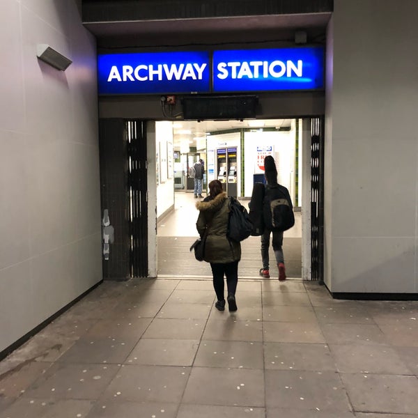Photos at Archway London Underground Station - Upper Holloway, Greater ...