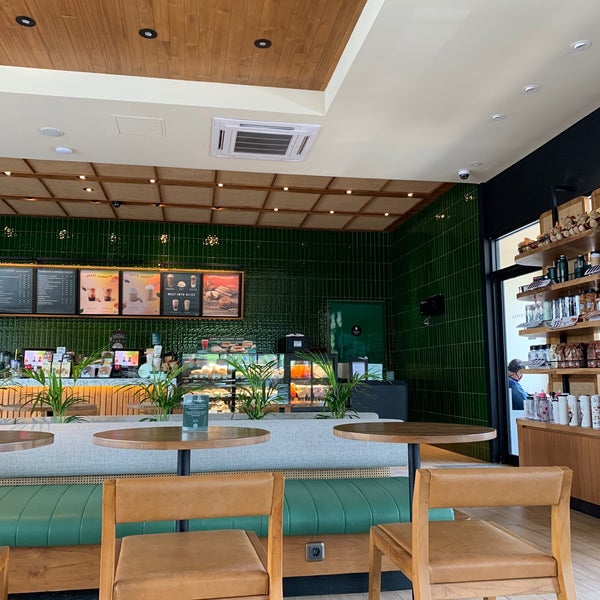 Starbucks Drive Thru Sudirman - Café in Kecamatan Blimbing