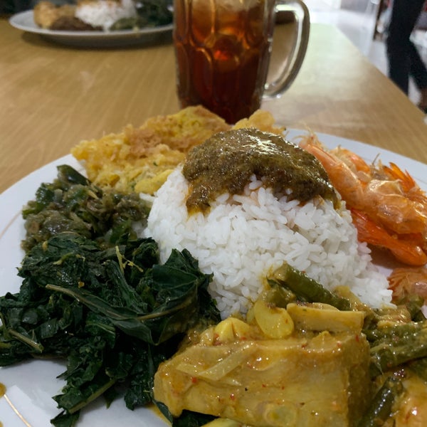 Rumah Makan Padang Sari Bundo - Padangnese Restaurant