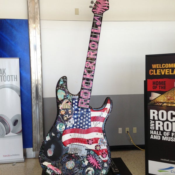 Concourse D (Now Closed) - CLE airport