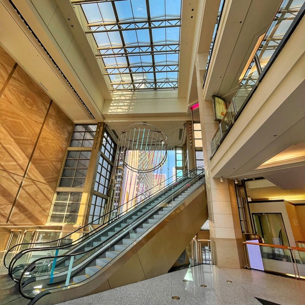Photos at The Shops At North Bridge - Shopping Mall in Chicago