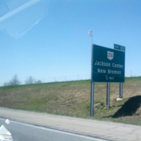 I-75 Exit 102 - OH-274 New Bremen Jackson Center - Intersection in Botkins