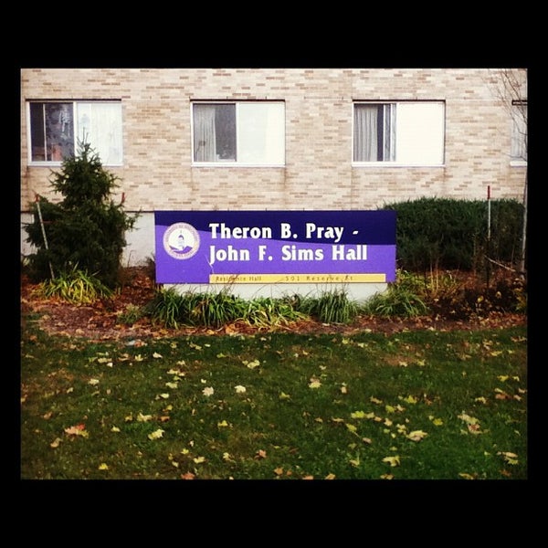 Pray-Sims Hall - 2 tips