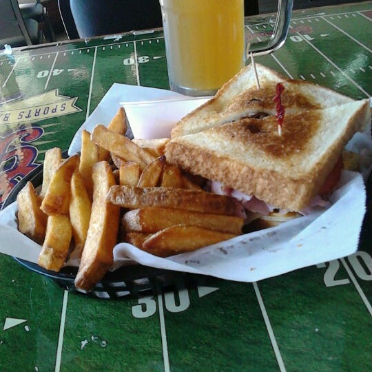 Emerson Biggins - Sports Bar in Wichita