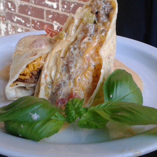 Jaco's Tacos - 318 S State St
