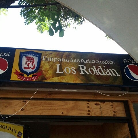 LOS ROLDAN empanadas Artesanales - 6 norte #317