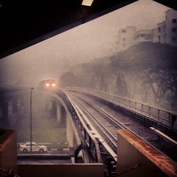 Admiralty MRT Station (NS10) - Metro Station in Woodlands