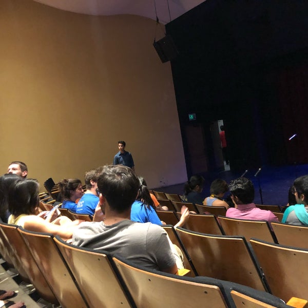 Baxter Lecture Hall - South Lake - 1 tip from 90 visitors