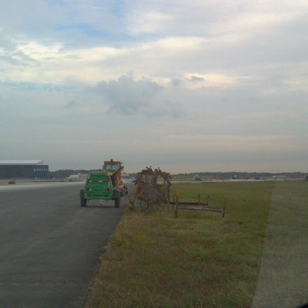 Runway 18L/36R - Constance, KY