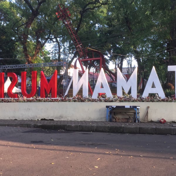 Taman Musik Centrum - Jalan Belitung