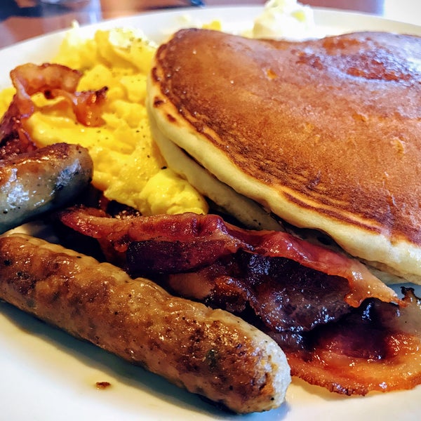 Denny's - Breakfast Spot in Seattle